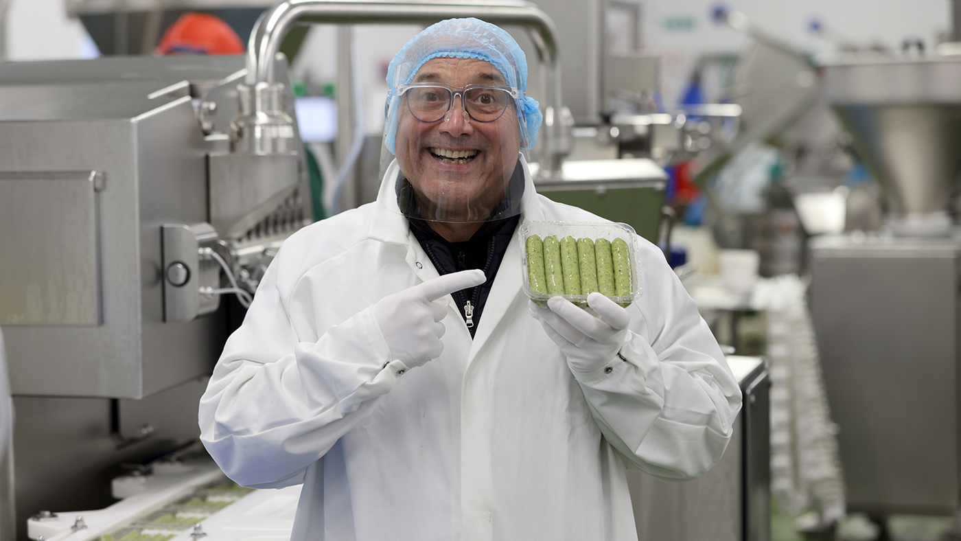 Gregg Wallace & BBC Inside the Factory Discover the Secrets Behind HEC ...
